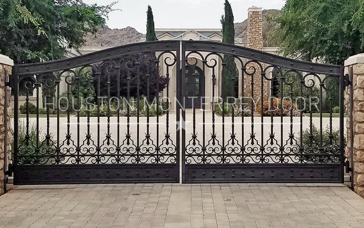 Modern Wrought Iron Gates 3,394 Modern Metal Gates Stock Photos Free